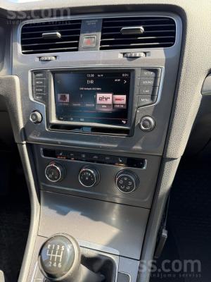 Brūns Volkswagen Golf 2016 Ventspils, ar dzinēja tilpumu 1.40 L un nobraukumu 57 tūkst. km par 8990 €, foto 20 vietnē AUTOMOTO.COM.LV