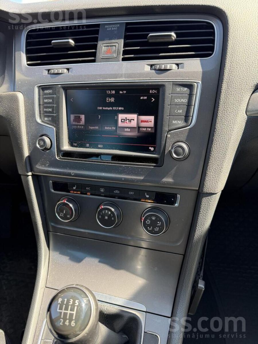 Brūns Volkswagen Golf 2016 Ventspils, ar dzinēja tilpumu 1.40 L un nobraukumu 57 tūkst. km par 8990 €, foto 20 vietnē AUTOMOTO.COM.LV