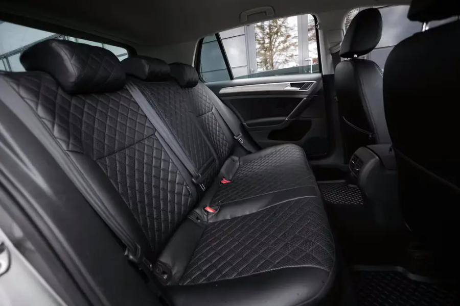 Brūns Volkswagen Golf 2016 Jelgava, ar dzinēja tilpumu 0.00 L un nobraukumu 173 tūkst. km par 6500 €, foto 16 vietnē AUTOMOTO.COM.LV