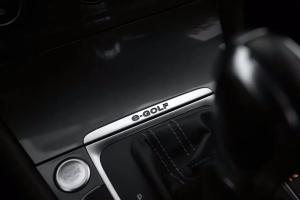 Brūns Volkswagen Golf 2016 Jelgava, ar dzinēja tilpumu 0.00 L un nobraukumu 173 tūkst. km par 6500 €, foto 23 vietnē AUTOMOTO.COM.LV