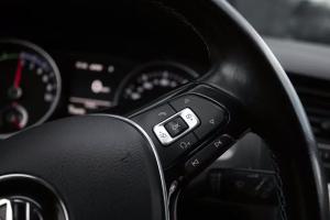Brūns Volkswagen Golf 2016 Jelgava, ar dzinēja tilpumu 0.00 L un nobraukumu 173 tūkst. km par 6500 €, foto 34 vietnē AUTOMOTO.COM.LV