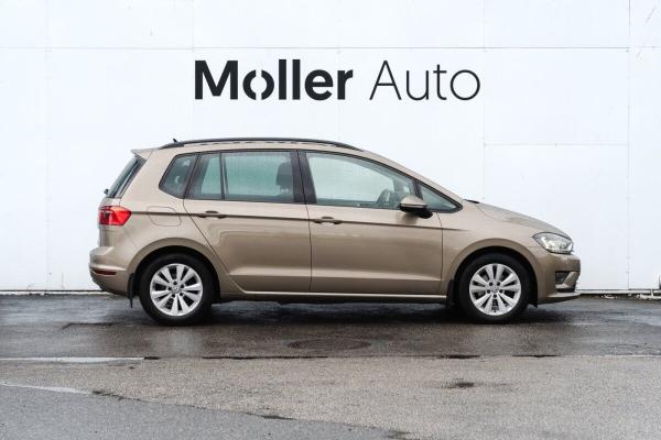 Brūns Volkswagen Golf 2017 Rīga, ar dzinēja tilpumu 1.40 L un nobraukumu 154 tūkst. km par 9500 €, foto 5 vietnē AUTOMOTO.COM.LV