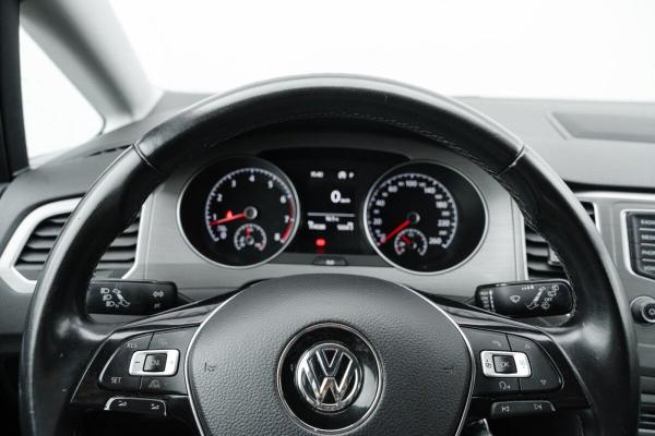 Brūns Volkswagen Golf 2017 Rīga, ar dzinēja tilpumu 1.40 L un nobraukumu 154 tūkst. km par 9500 €, foto 11 vietnē AUTOMOTO.COM.LV