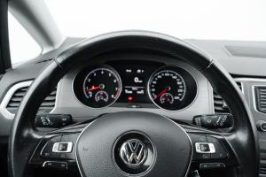 Brown Volkswagen Golf 2017 in Riga, with an engine capacity of 1.40 L and mileage of 154 thousand km for 9500 €, photo 11 on AUTOMOTO.COM.LV