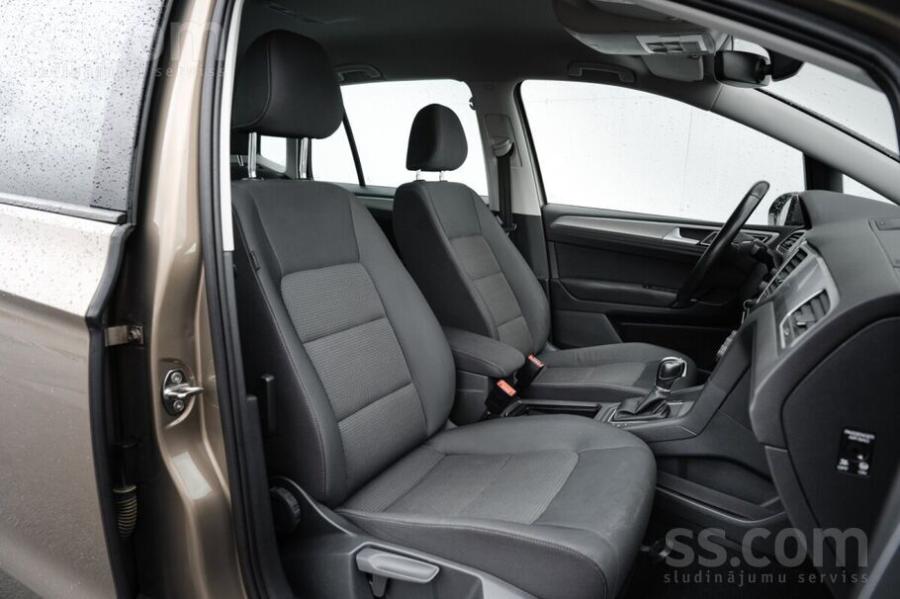 Brūns Volkswagen Golf 2017 Rīga, ar dzinēja tilpumu 1.40 L un nobraukumu 154 tūkst. km par 9500 €, foto 6 vietnē AUTOMOTO.COM.LV