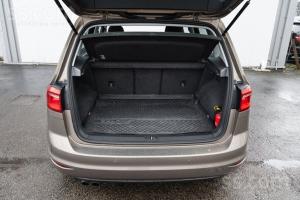 Brūns Volkswagen Golf 2017 Rīga, ar dzinēja tilpumu 1.40 L un nobraukumu 154 tūkst. km par 9500 €, foto 18 vietnē AUTOMOTO.COM.LV