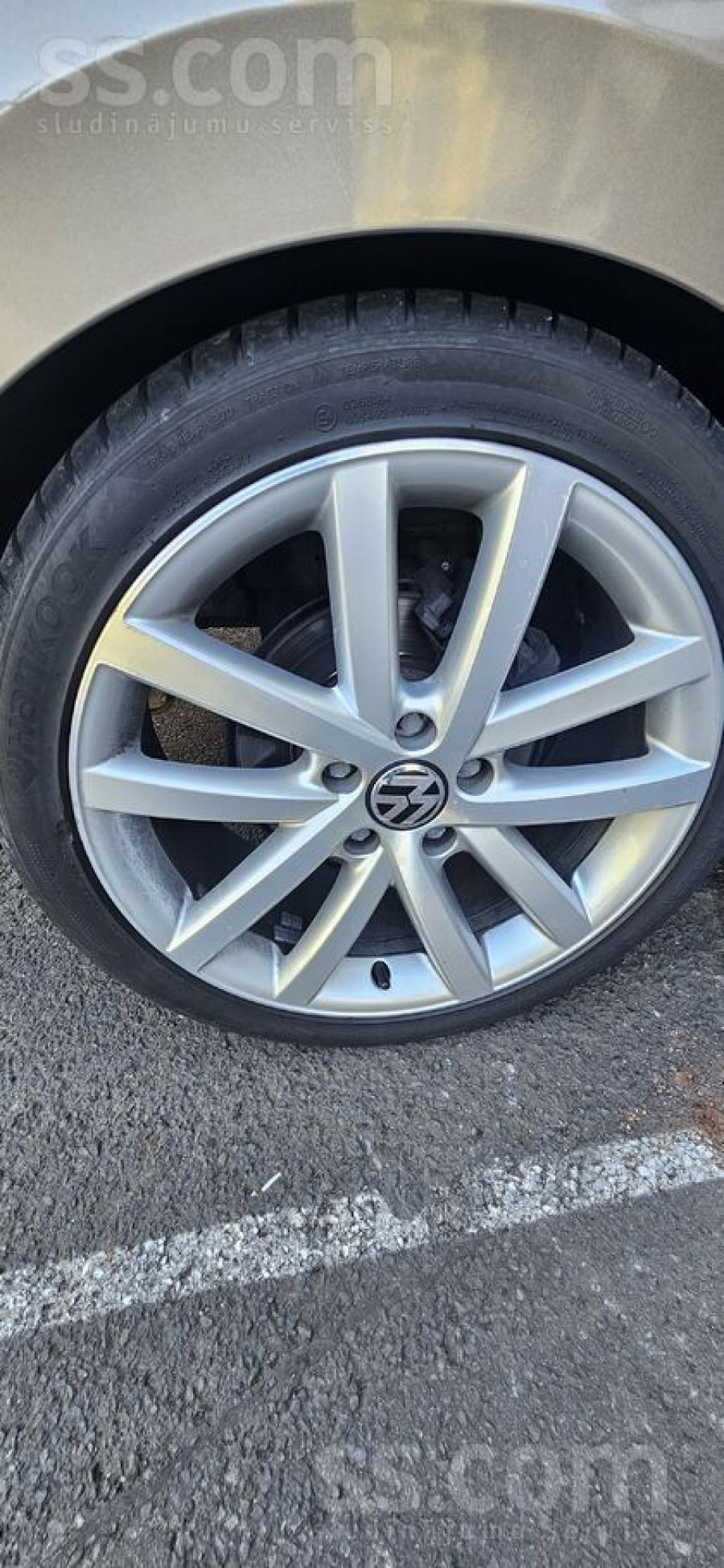 Brūns Volkswagen Golf 2017 Rīga, ar dzinēja tilpumu 1.60 L un nobraukumu 225 tūkst. km par 10799 €, foto 9 vietnē AUTOMOTO.COM.LV