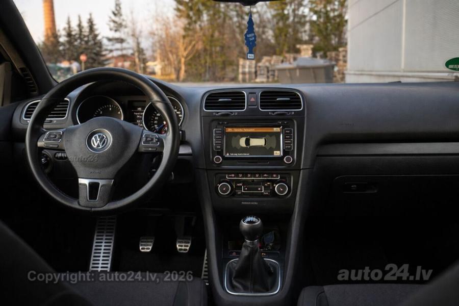 Brūns Volkswagen Golf 2011 Valga, ar dzinēja tilpumu 2.00 L un nobraukumu 290 tūkst. km par 3100 €, foto 10 vietnē AUTOMOTO.COM.LV