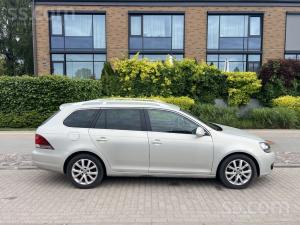 Brown Volkswagen Golf 2011 in Bauska, with an engine capacity of 1.60 L and mileage of 340 thousand km for 2940 €, photo 6 on AUTOMOTO.COM.LV
