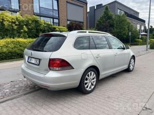 Brown Volkswagen Golf 2011 in Bauska, with an engine capacity of 1.60 L and mileage of 340 thousand km for 2940 €, photo 8 on AUTOMOTO.COM.LV