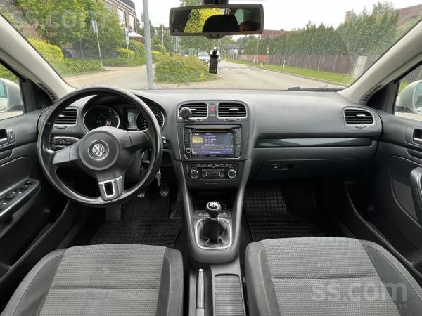 Brūns Volkswagen Golf 2011 Bauska, ar dzinēja tilpumu 1.60 L un nobraukumu 340 tūkst. km par 2940 €, foto 9 vietnē AUTOMOTO.COM.LV