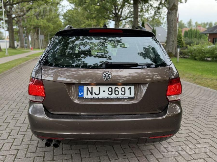 Brūns Volkswagen Golf 2011 Valmiera, ar dzinēja tilpumu 2.00 L un nobraukumu 393 tūkst. km par 3660 €, foto 13 vietnē AUTOMOTO.COM.LV