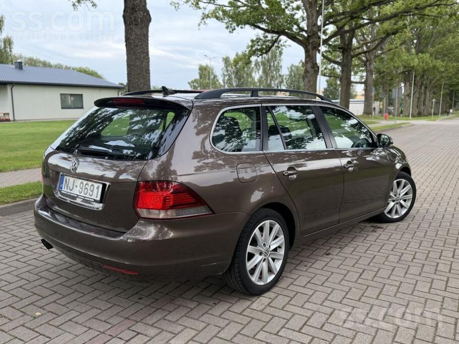 Brūns Volkswagen Golf 2011 Valmiera, ar dzinēja tilpumu 2.00 L un nobraukumu 393 tūkst. km par 3660 €, foto 15 vietnē AUTOMOTO.COM.LV