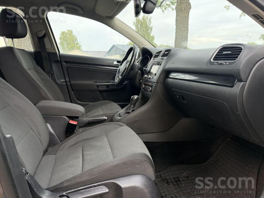 Brūns Volkswagen Golf 2011 Valmiera, ar dzinēja tilpumu 2.00 L un nobraukumu 393 tūkst. km par 3660 €, foto 21 vietnē AUTOMOTO.COM.LV