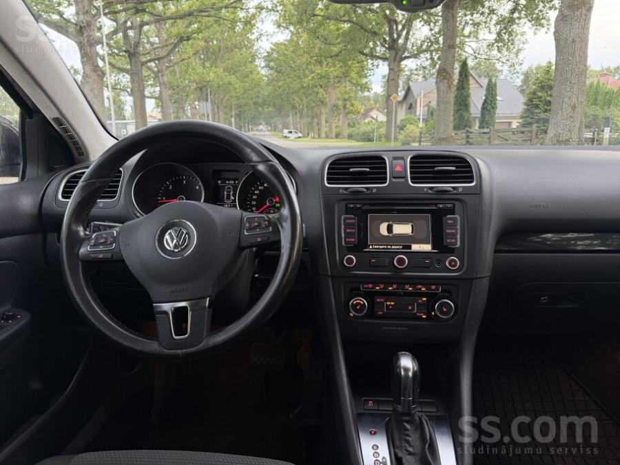 Brūns Volkswagen Golf 2011 Valmiera, ar dzinēja tilpumu 2.00 L un nobraukumu 393 tūkst. km par 3660 €, foto 24 vietnē AUTOMOTO.COM.LV
