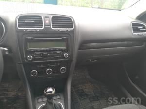 Brūns Volkswagen Golf 2011 Rīga, ar dzinēja tilpumu 1.20 L un nobraukumu 358 tūkst. km par 1700 €, foto  vietnē AUTOMOTO.COM.LV