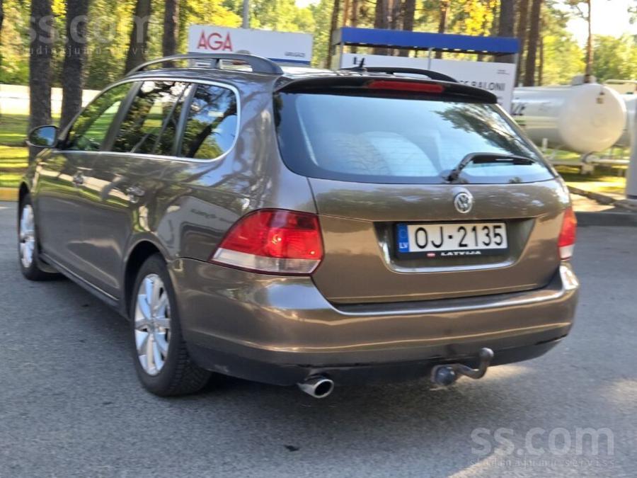 Brūns Volkswagen Golf 2011 Rīga, ar dzinēja tilpumu 1.20 L un nobraukumu 360 tūkst. km par 1250 €, foto 10 vietnē AUTOMOTO.COM.LV