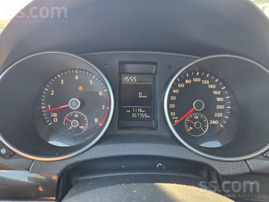 Brūns Volkswagen Golf 2011 Rīga, ar dzinēja tilpumu 1.20 L un nobraukumu 360 tūkst. km par 1250 €, foto 20 vietnē AUTOMOTO.COM.LV