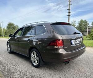 Brūns Volkswagen Golf 2011 Marijampole, ar dzinēja tilpumu 1.39 L un nobraukumu 205 tūkst. km par 3490 €, foto 5 vietnē AUTOMOTO.COM.LV