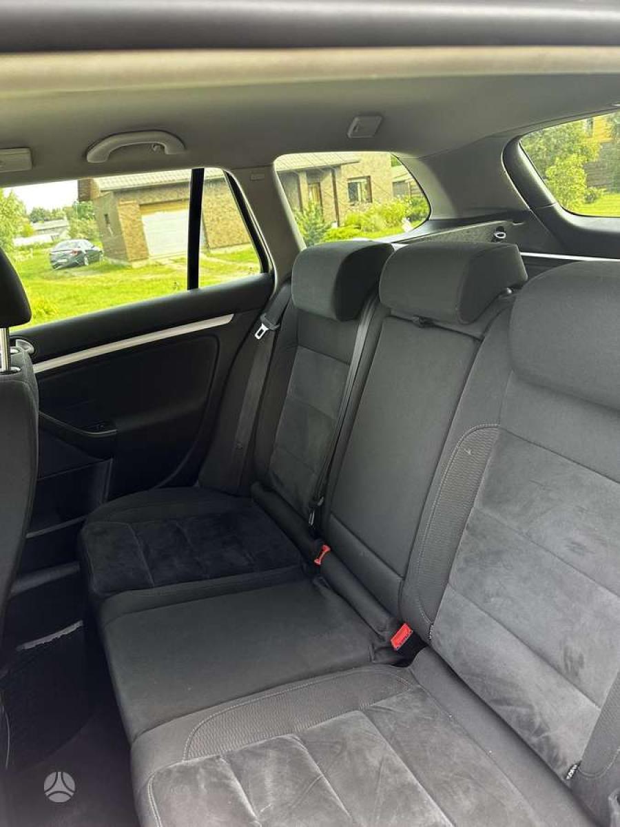 Brūns Volkswagen Golf 2011 Marijampole, ar dzinēja tilpumu 1.39 L un nobraukumu 205 tūkst. km par 3490 €, foto 15 vietnē AUTOMOTO.COM.LV