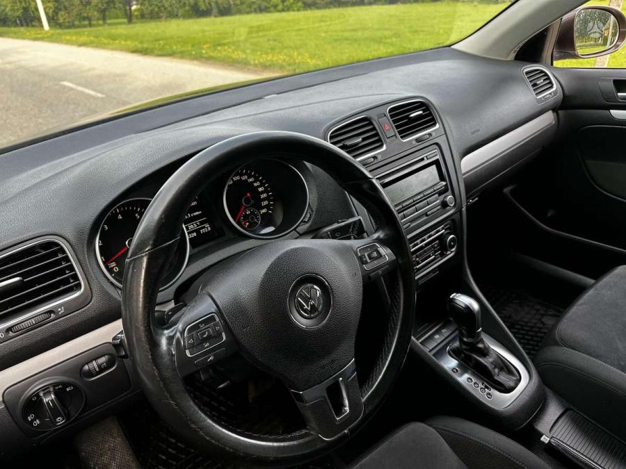 Brūns Volkswagen Golf 2011 Marijampole, ar dzinēja tilpumu 1.39 L un nobraukumu 205 tūkst. km par 3490 €, foto 17 vietnē AUTOMOTO.COM.LV