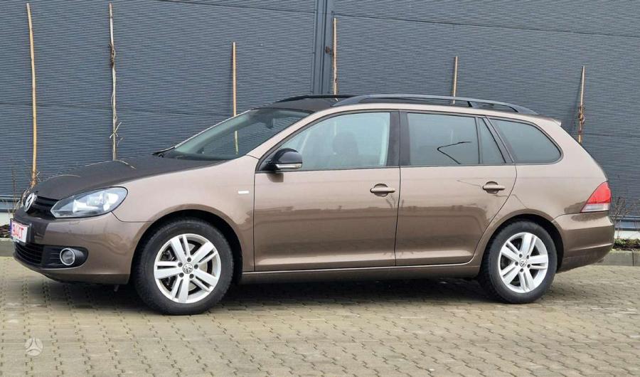 Brūns Volkswagen Golf 2012 Viļņa, ar dzinēja tilpumu 1.97 L un nobraukumu 271 tūkst. km par 5250 €, foto 2 vietnē AUTOMOTO.COM.LV