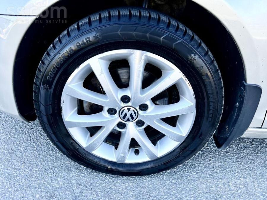 Brūns Volkswagen Golf 2012 Rīga, ar dzinēja tilpumu 1.40 L un nobraukumu 269 tūkst. km par 1750 €, foto 7 vietnē AUTOMOTO.COM.LV