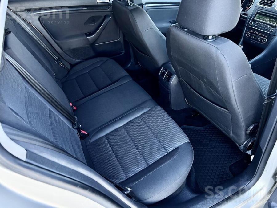 Brūns Volkswagen Golf 2012 Rīga, ar dzinēja tilpumu 1.40 L un nobraukumu 269 tūkst. km par 1750 €, foto 15 vietnē AUTOMOTO.COM.LV