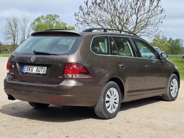 Brown Volkswagen Golf 2012 in Grobiņa, with an engine capacity of 1.40 L and mileage of 222 thousand km for 4450 €, photo 5 on AUTOMOTO.COM.LV