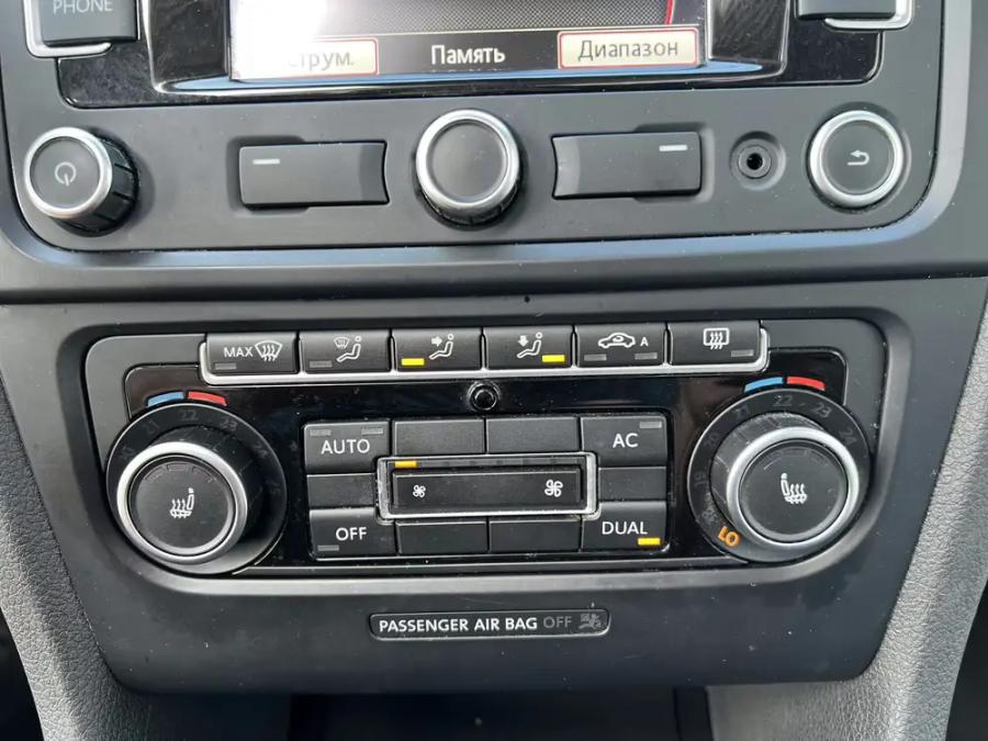 Brūns Volkswagen Golf 2012 Jēkabpils, ar dzinēja tilpumu 1.60 L un nobraukumu 288 tūkst. km par 5890 €, foto 22 vietnē AUTOMOTO.COM.LV