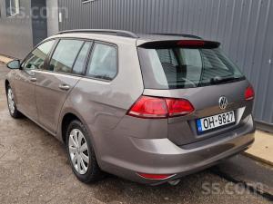 Brown Volkswagen Golf 2013 in Bauska, with an engine capacity of 1.60 L and mileage of 277 thousand km for 5500 €, photo 8 on AUTOMOTO.COM.LV