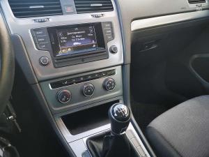 Brūns Volkswagen Golf 2013 Viļņa, ar dzinēja tilpumu 1.20 L un nobraukumu 98 tūkst. km par 5555 €, foto 7 vietnē AUTOMOTO.COM.LV