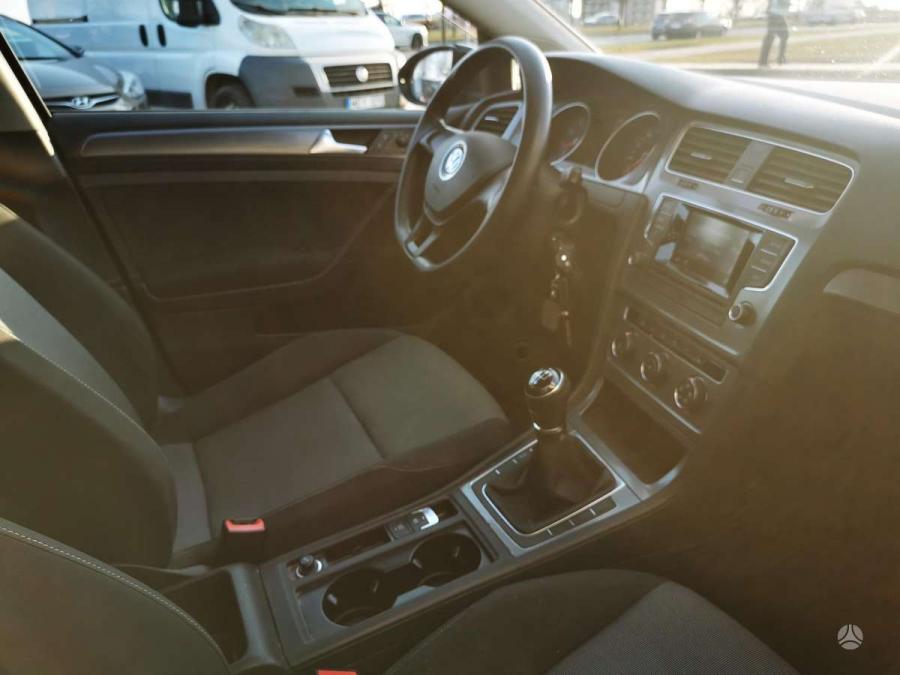 Brūns Volkswagen Golf 2013 Viļņa, ar dzinēja tilpumu 1.20 L un nobraukumu 98 tūkst. km par 5555 €, foto 9 vietnē AUTOMOTO.COM.LV