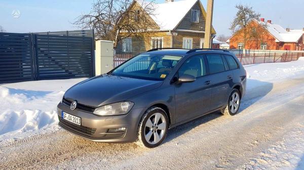 Brown Volkswagen Golf 2014 in Kedainiai, with an engine capacity of 1.97 L and mileage of 300 thousand km for 5950 €, photo 5 on AUTOMOTO.COM.LV