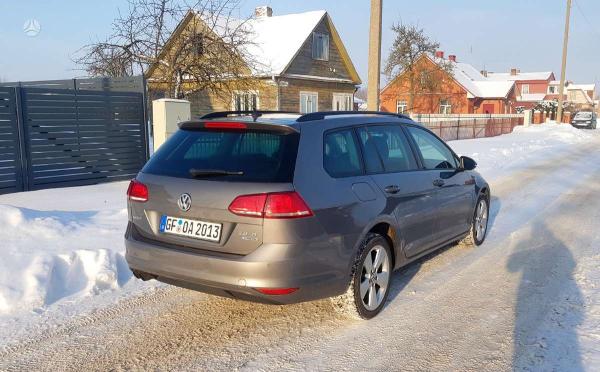 Brown Volkswagen Golf 2014 in Kedainiai, with an engine capacity of 1.97 L and mileage of 300 thousand km for 5950 €, photo 8 on AUTOMOTO.COM.LV