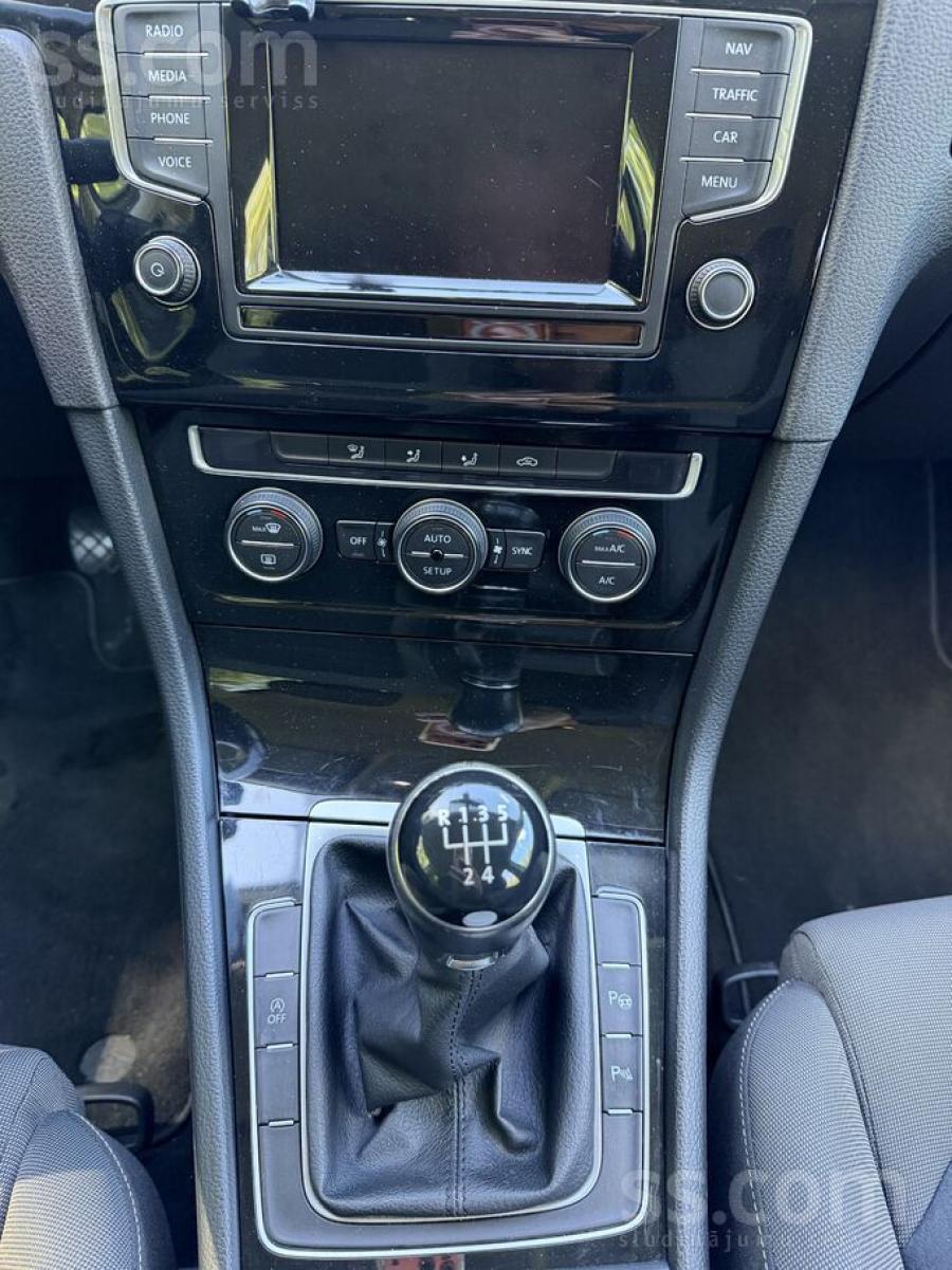 Brūns Volkswagen Golf 2014 Rīga, ar dzinēja tilpumu 1.60 L un nobraukumu 223 tūkst. km par 6200 €, foto 8 vietnē AUTOMOTO.COM.LV