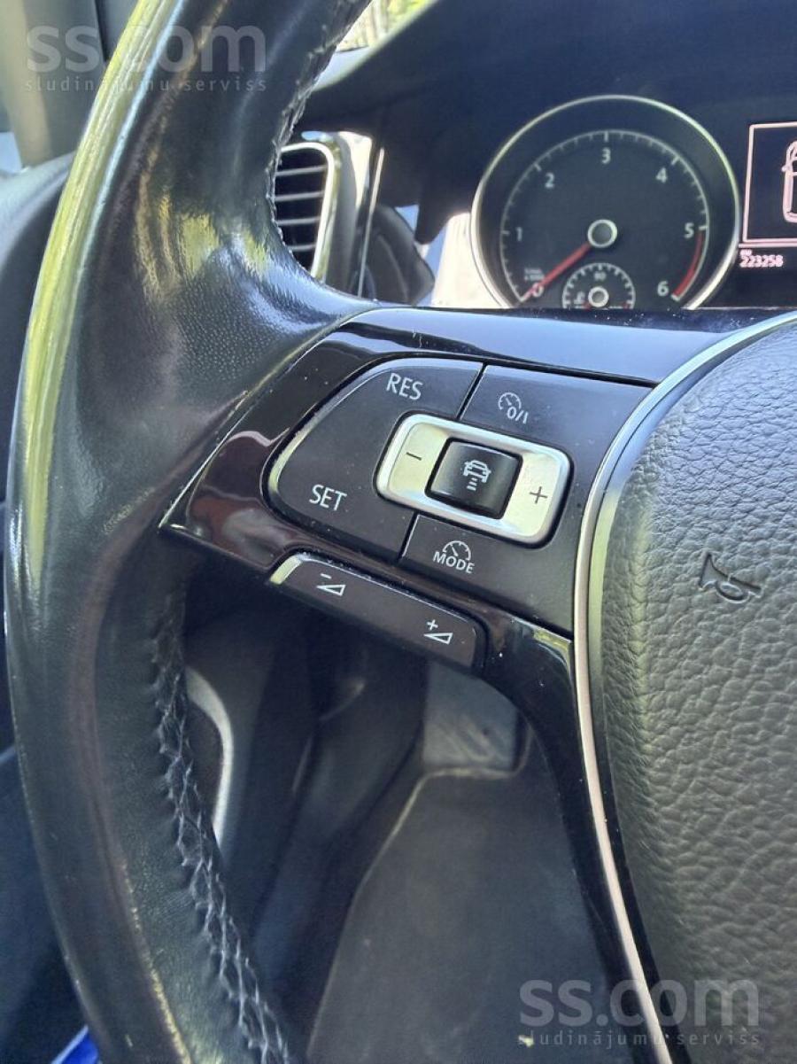Brūns Volkswagen Golf 2014 Rīga, ar dzinēja tilpumu 1.60 L un nobraukumu 223 tūkst. km par 6200 €, foto 9 vietnē AUTOMOTO.COM.LV