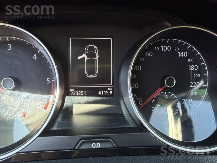 Brūns Volkswagen Golf 2014 Rīga, ar dzinēja tilpumu 1.60 L un nobraukumu 223 tūkst. km par 6200 €, foto 14 vietnē AUTOMOTO.COM.LV