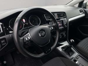 Brown Volkswagen Golf 2014 in Vilnius, with an engine capacity of 1.60 L and mileage of 307 thousand km for 6699 €, photo 15 on AUTOMOTO.COM.LV