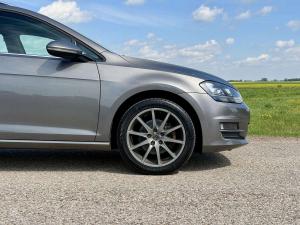 Brūns Volkswagen Golf 2014 Šauļi, ar dzinēja tilpumu 1.97 L un nobraukumu 293 tūkst. km par 7500 €, foto 9 vietnē AUTOMOTO.COM.LV