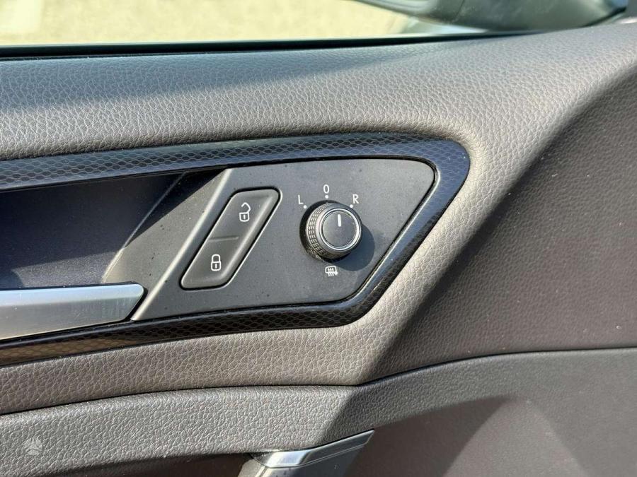 Brūns Volkswagen Golf 2014 Šauļi, ar dzinēja tilpumu 1.97 L un nobraukumu 293 tūkst. km par 7500 €, foto 16 vietnē AUTOMOTO.COM.LV