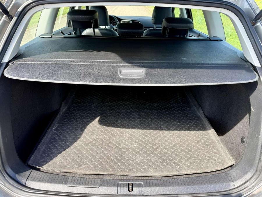 Brūns Volkswagen Golf 2014 Šauļi, ar dzinēja tilpumu 1.97 L un nobraukumu 293 tūkst. km par 7500 €, foto 23 vietnē AUTOMOTO.COM.LV
