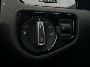 Brown Volkswagen Golf 2014 in Vilnius, with an engine capacity of 1.60 L and mileage of 307 thousand km for 6699 €, photo 16 on AUTOMOTO.COM.LV