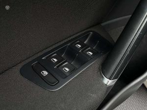 Brūns Volkswagen Golf 2014 Viļņa, ar dzinēja tilpumu 1.60 L un nobraukumu 307 tūkst. km par 6699 €, foto 12 vietnē AUTOMOTO.COM.LV