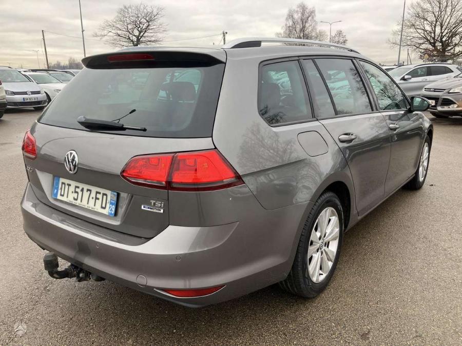 Brown Volkswagen Golf 2015 in Taurage, with an engine capacity of 1.20 L and mileage of 227 thousand km for 5700 €, photo 6 on AUTOMOTO.COM.LV