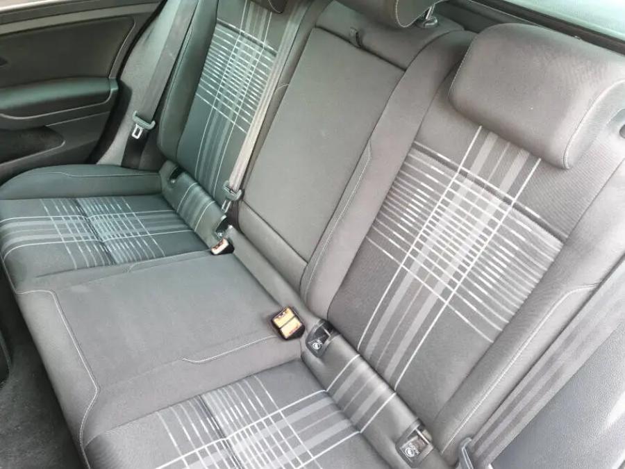 Brūns Volkswagen Golf 2015 Jēkabpils, ar dzinēja tilpumu 1.60 L un nobraukumu 259 tūkst. km par 7650 €, foto 15 vietnē AUTOMOTO.COM.LV