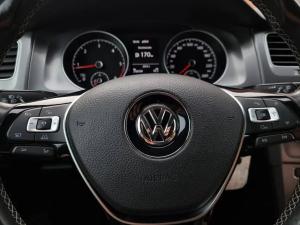 Brūns Volkswagen Golf 2015 Jēkabpils, ar dzinēja tilpumu 1.60 L un nobraukumu 259 tūkst. km par 7650 €, foto 26 vietnē AUTOMOTO.COM.LV