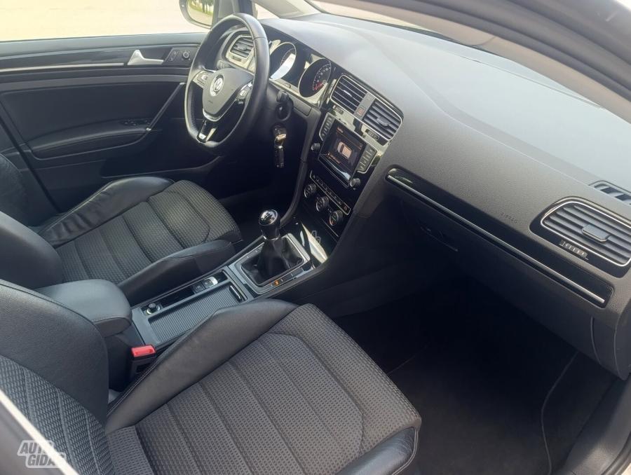 Brown Volkswagen Golf 2015 in Kaunas, with an engine capacity of 2.00 L and mileage of 165 thousand km for 9500 €, photo 15 on AUTOMOTO.COM.LV