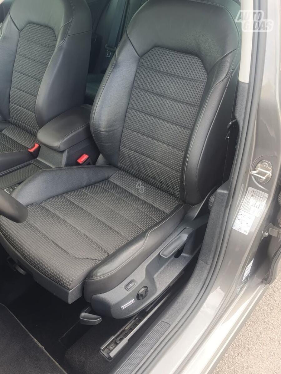 Brown Volkswagen Golf 2015 in Kaunas, with an engine capacity of 2.00 L and mileage of 165 thousand km for 9500 €, photo 16 on AUTOMOTO.COM.LV