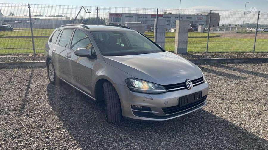 Brūns Volkswagen Golf 2015 Marijampole, ar dzinēja tilpumu 1.40 L un nobraukumu 318 tūkst. km par 6200 €, foto 9 vietnē AUTOMOTO.COM.LV